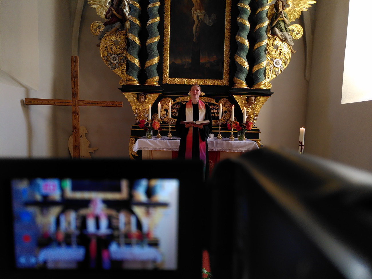 Raus aus der Kirche - rauf auf's Sofa | Evang.-Luth. Kirchengemeinde ... Raus aus der Kirche - rauf auf's Sofa | Evang.-Luth. Kirchengemeinde ...